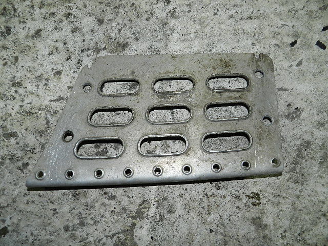 Ступень корпуса подножки прав. (алюминь) б/у 20360789 для Volvo (Вольво ...